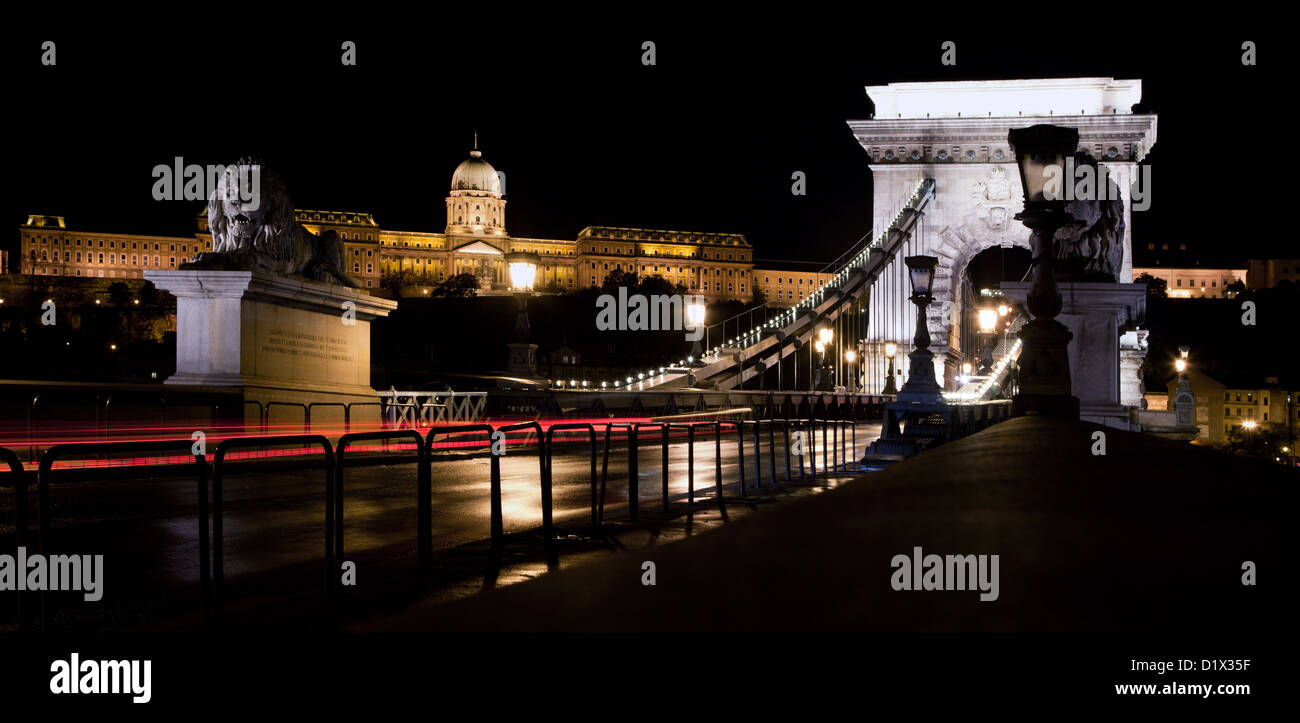Buda Castle and Szechenyi Chain Bridge at night. Budapest, Hungary ...