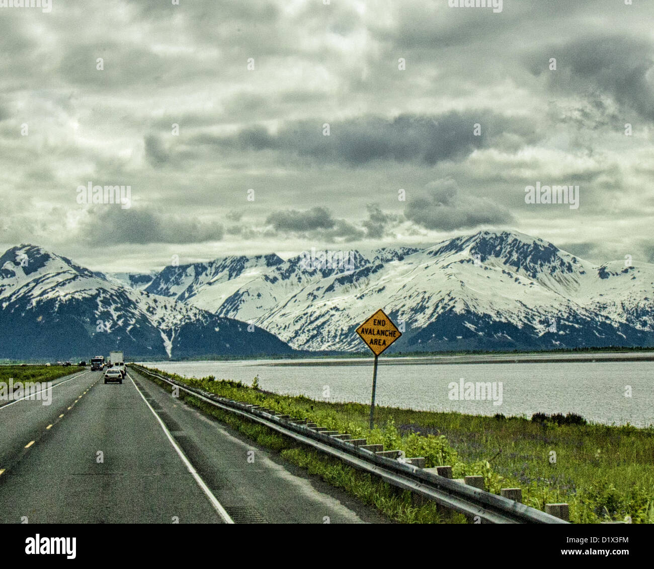 National scenic byway alaska snow hi-res stock photography and images ...