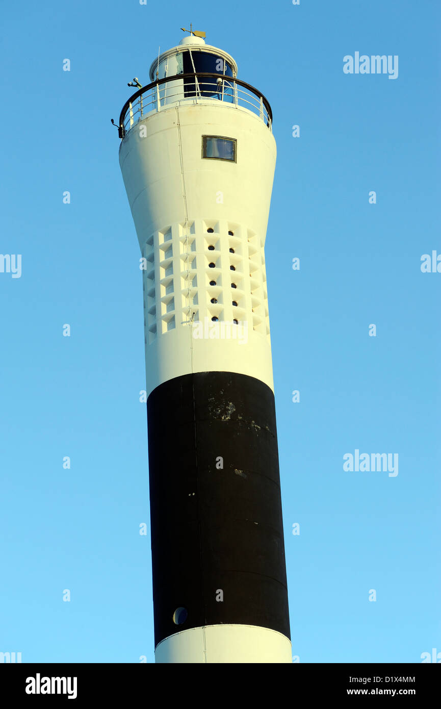 The new Dungeness lighthouse built in 1961. Dungeness, Kent, UK Stock ...
