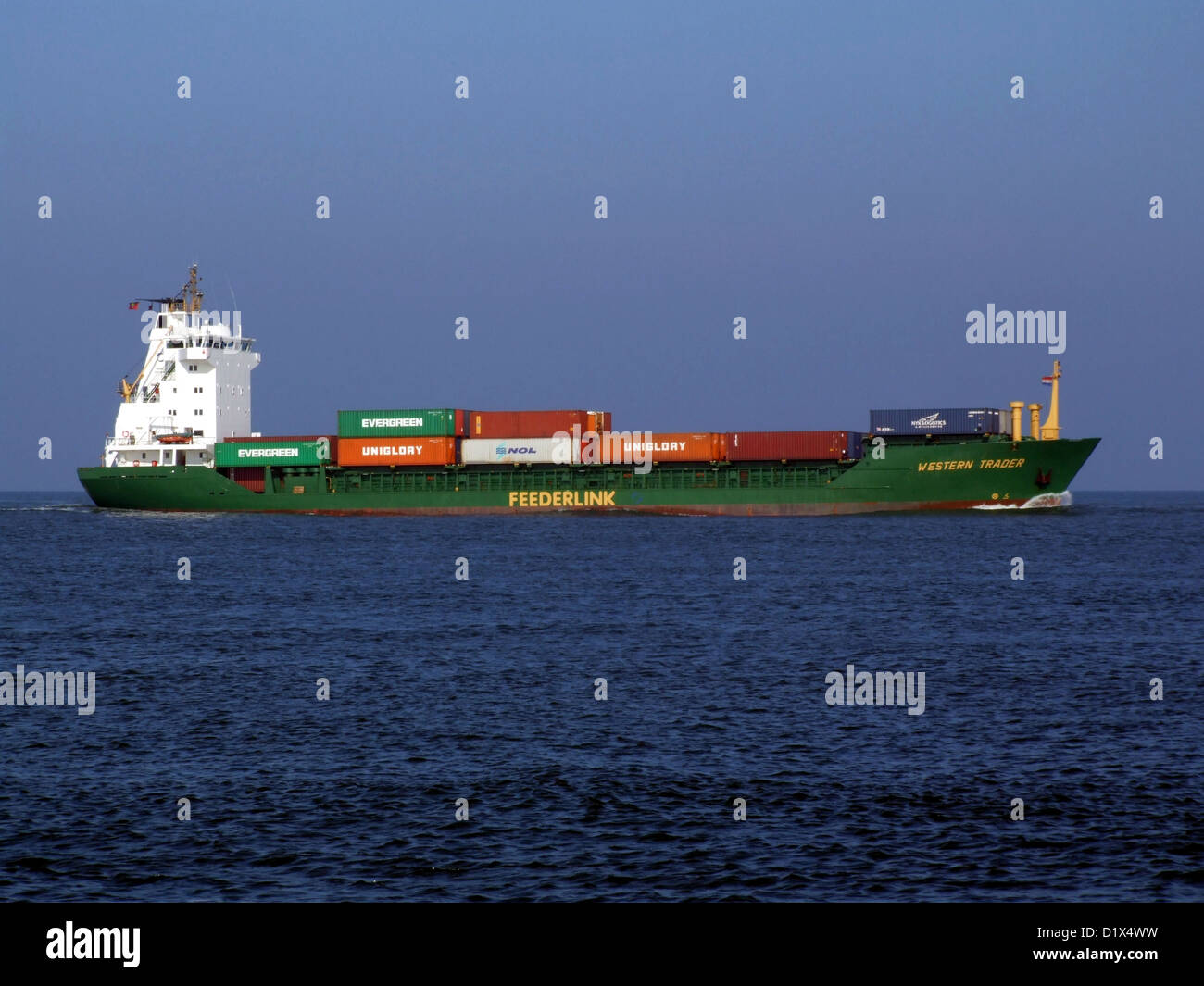 Trader ships hi-res stock photography and images - Alamy