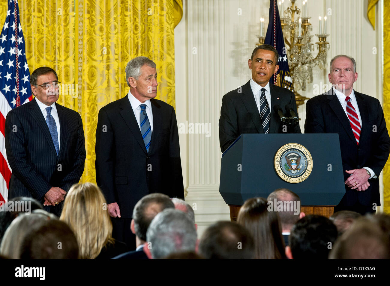 Former cia director hi-res stock photography and images - Alamy