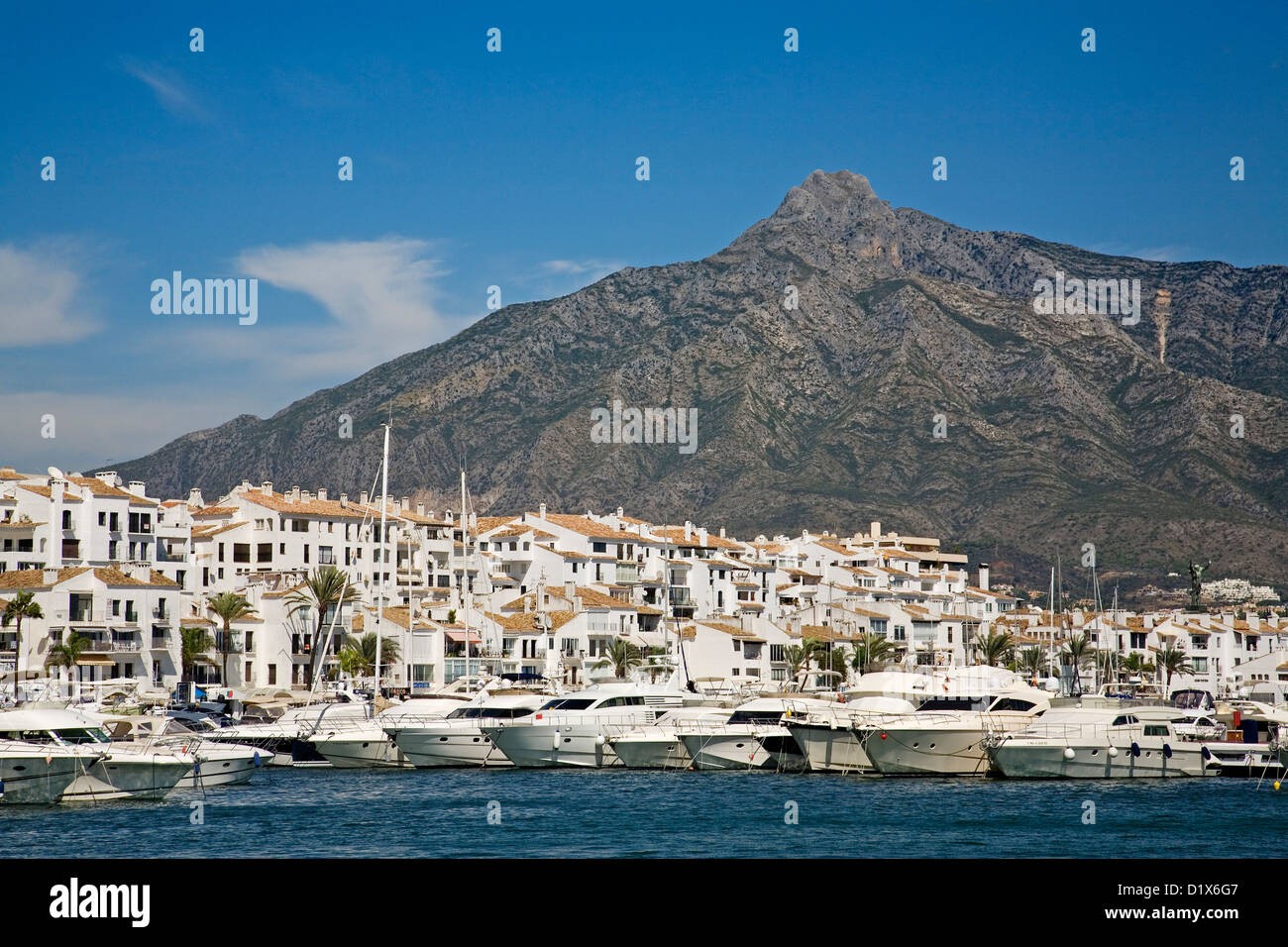 Puerto jose banus hi-res stock photography and images - Alamy
