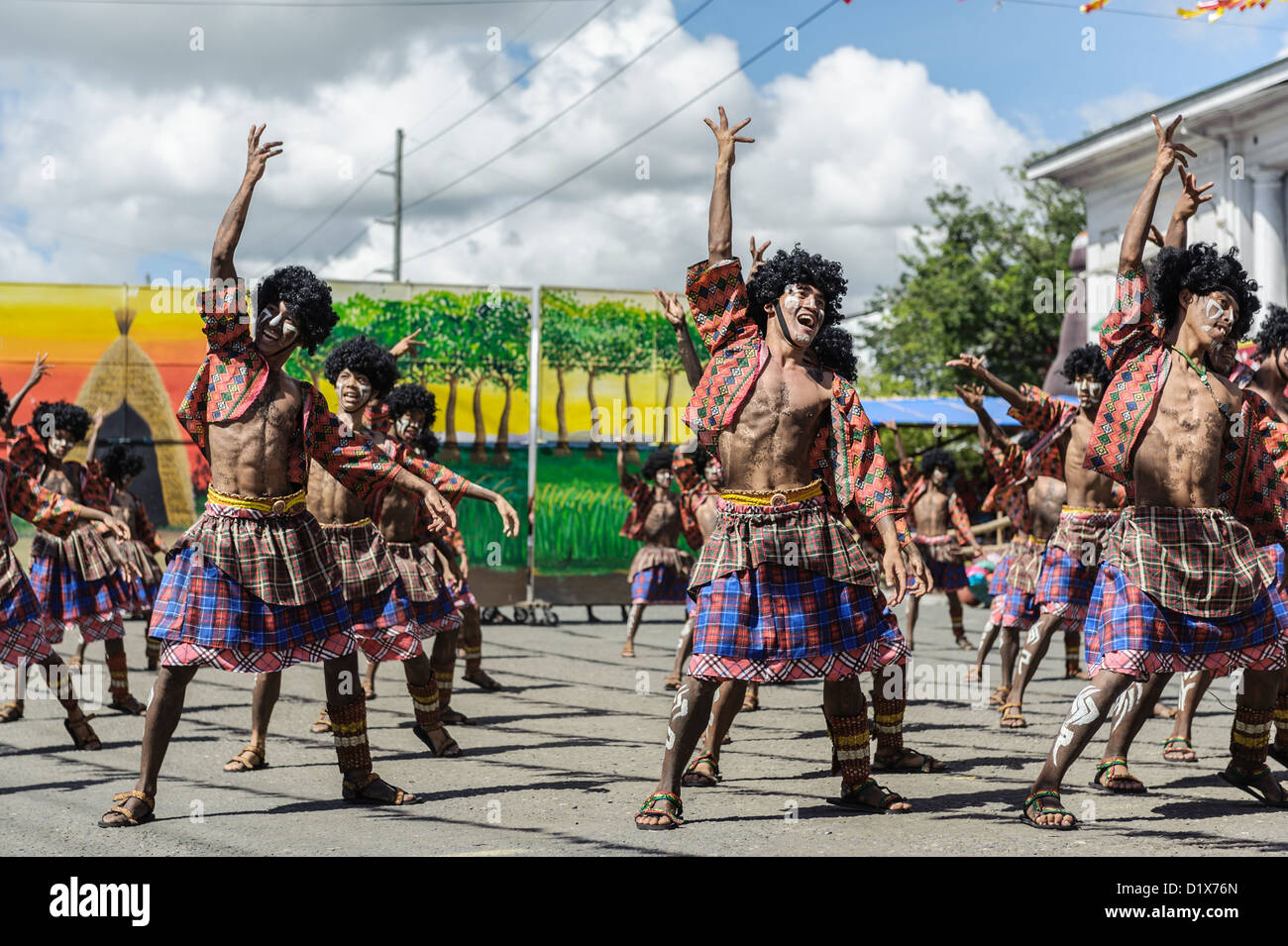 Participants of the dance contest during the celebration of Dinagyang ...