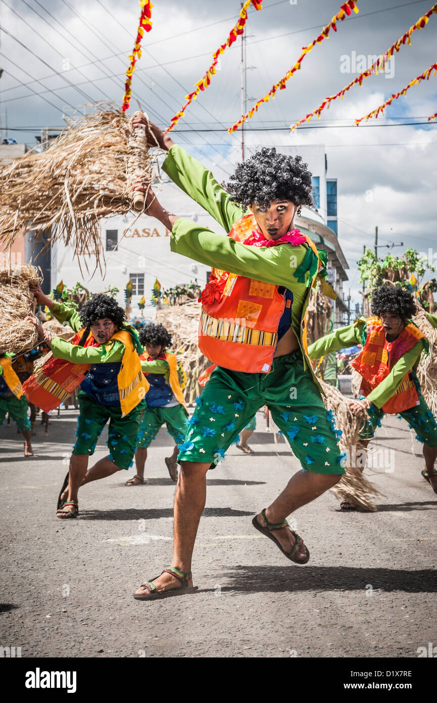 Participants of the dance contest during the celebration of Dinagyang ...
