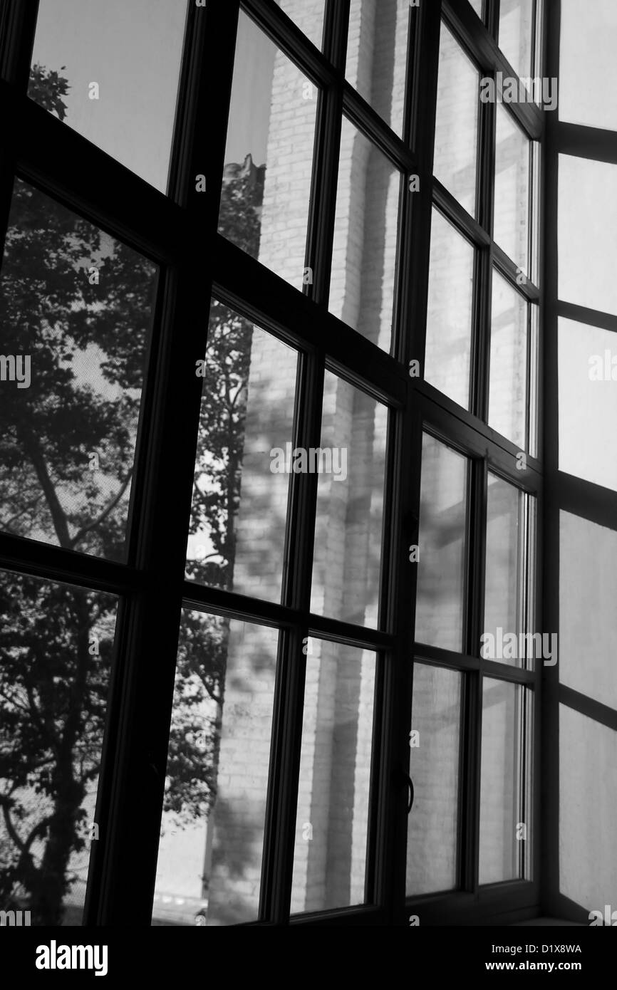 Sunshine go through a window hi-res stock photography and images - Alamy