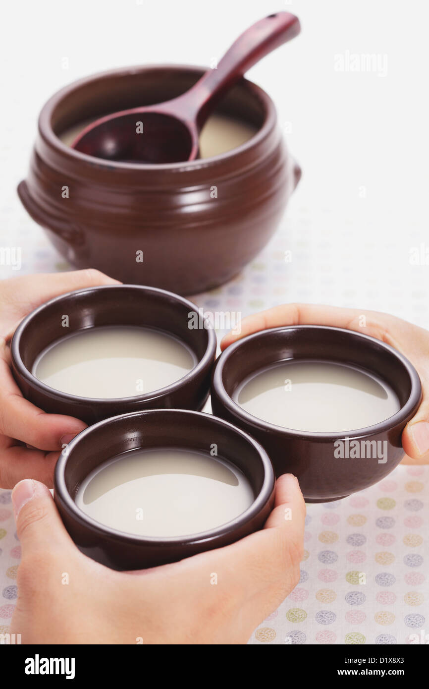 Makgeolli, korea hi-res stock photography and images - Alamy
