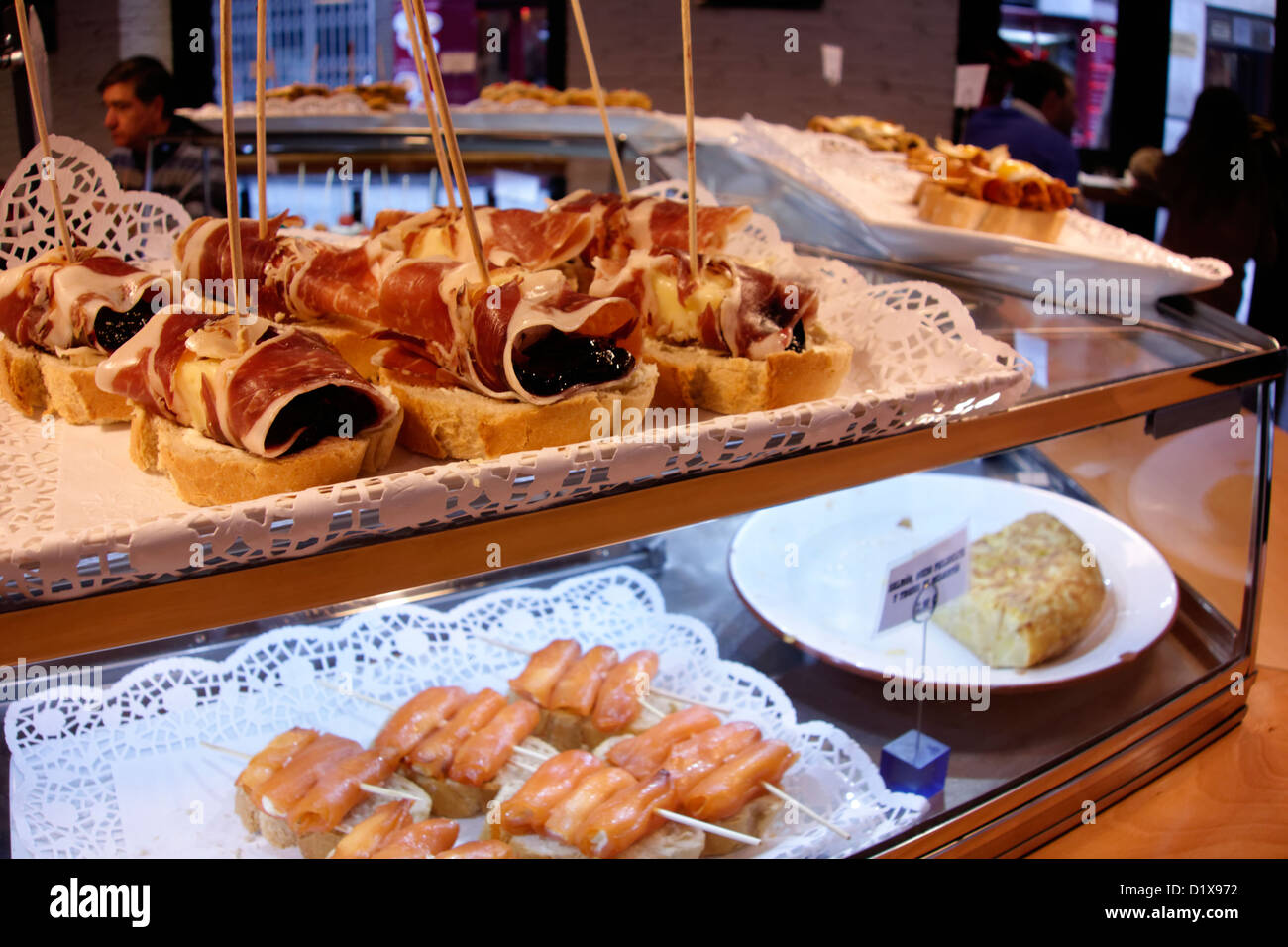 bar madrid spain arts and letters menu restaurant typical tapas Stock ...