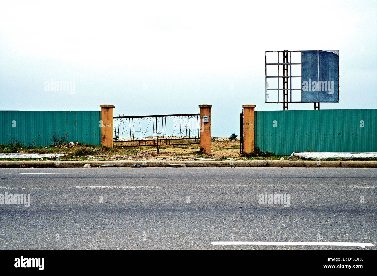 Construction site gate entrance hi-res stock photography and images - Alamy