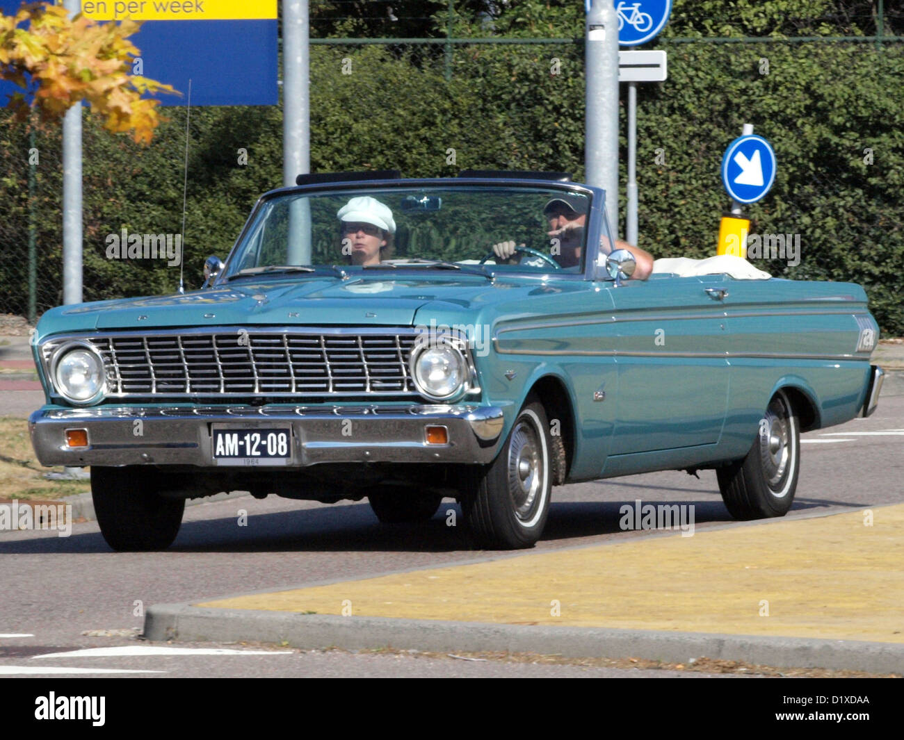Old classic car ford falcon hi-res stock photography and images - Alamy