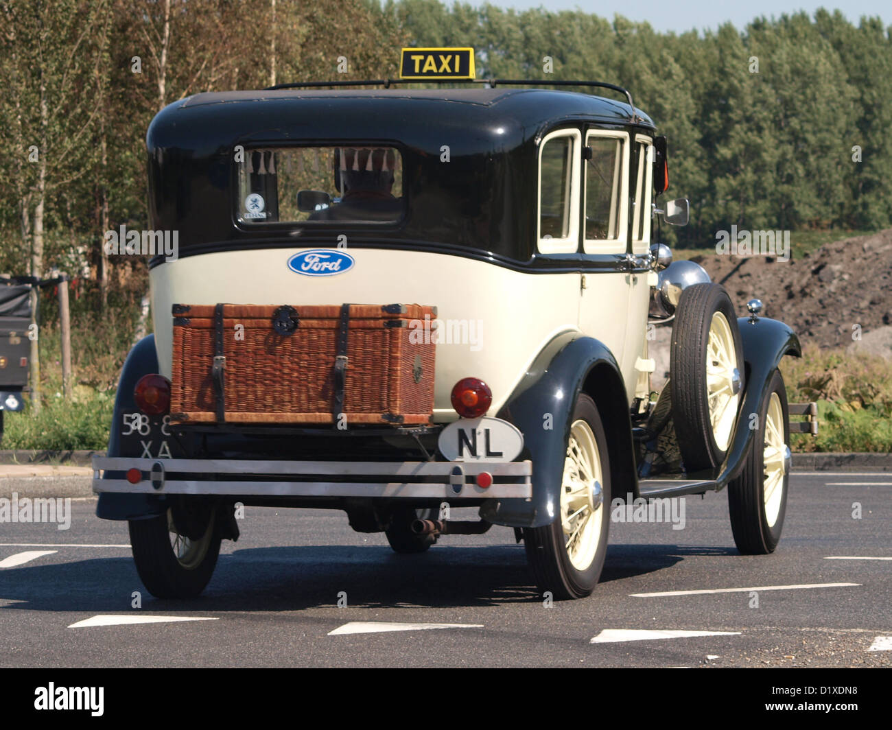 Ford taxi classic 1920s hi-res stock photography and images - Alamy