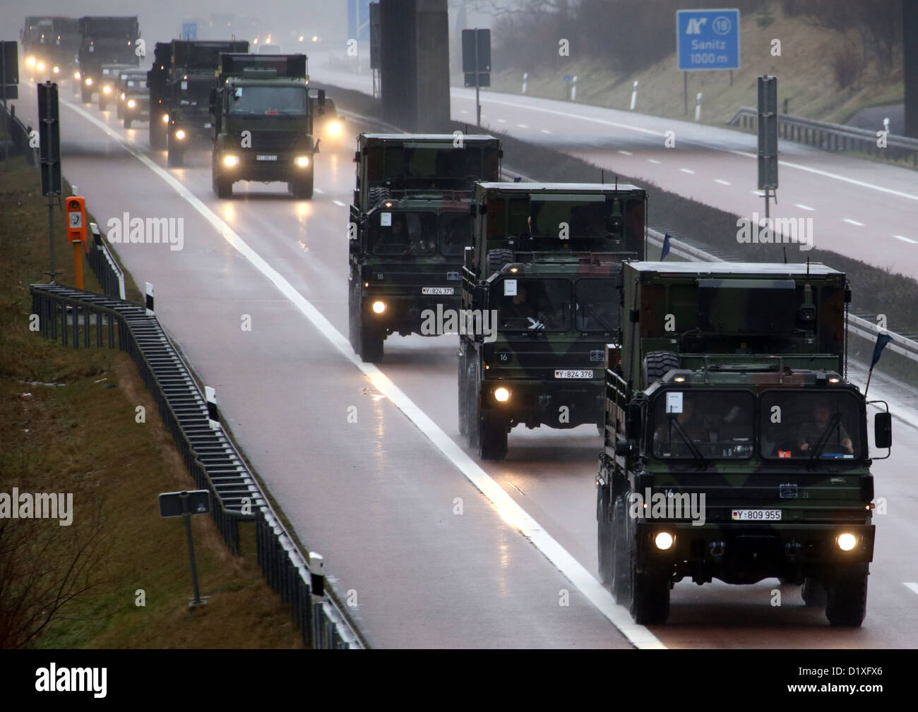 Convoys hi-res stock photography and images - Alamy