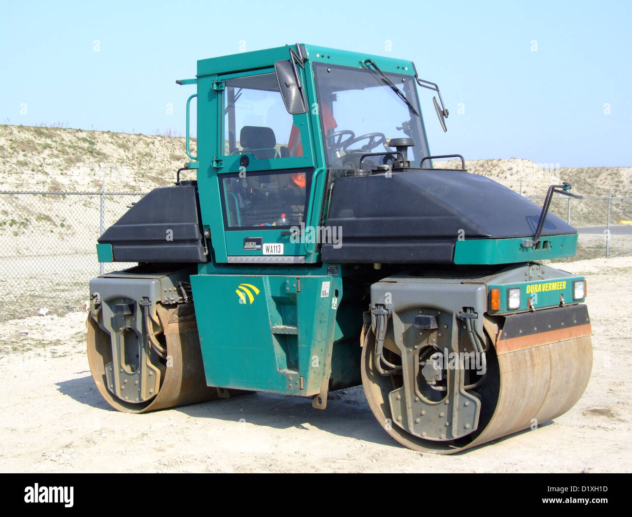 Compactor hi-res stock photography and images - Alamy