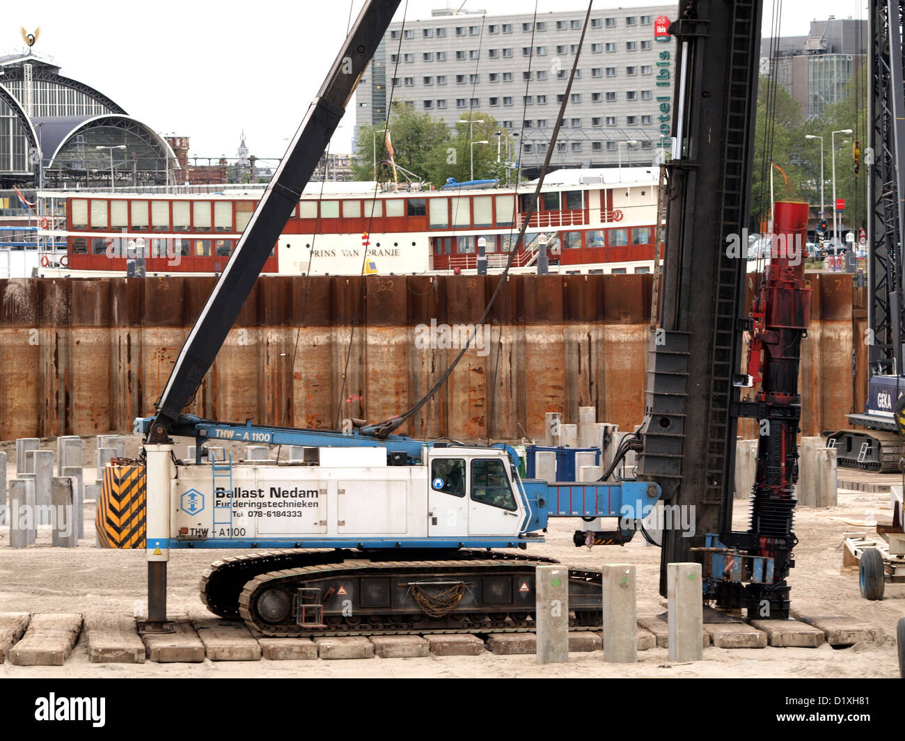 The Woltman THW-A1100 is a powerful pile driver used in construction ...