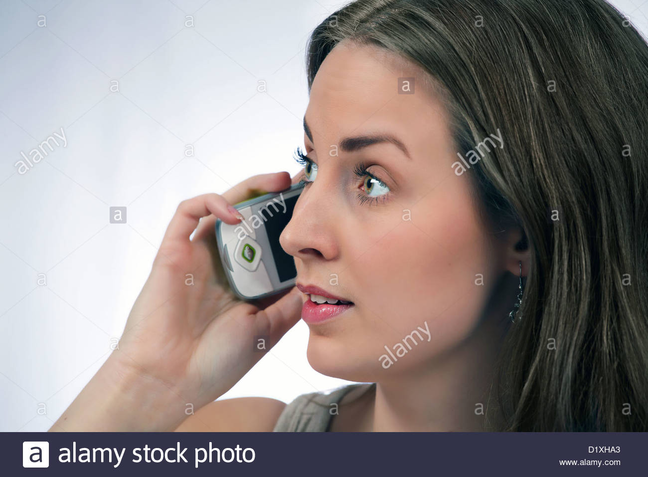 Girl Phone Scared Stock Photos & Girl Phone Scared Stock Images - Alamy