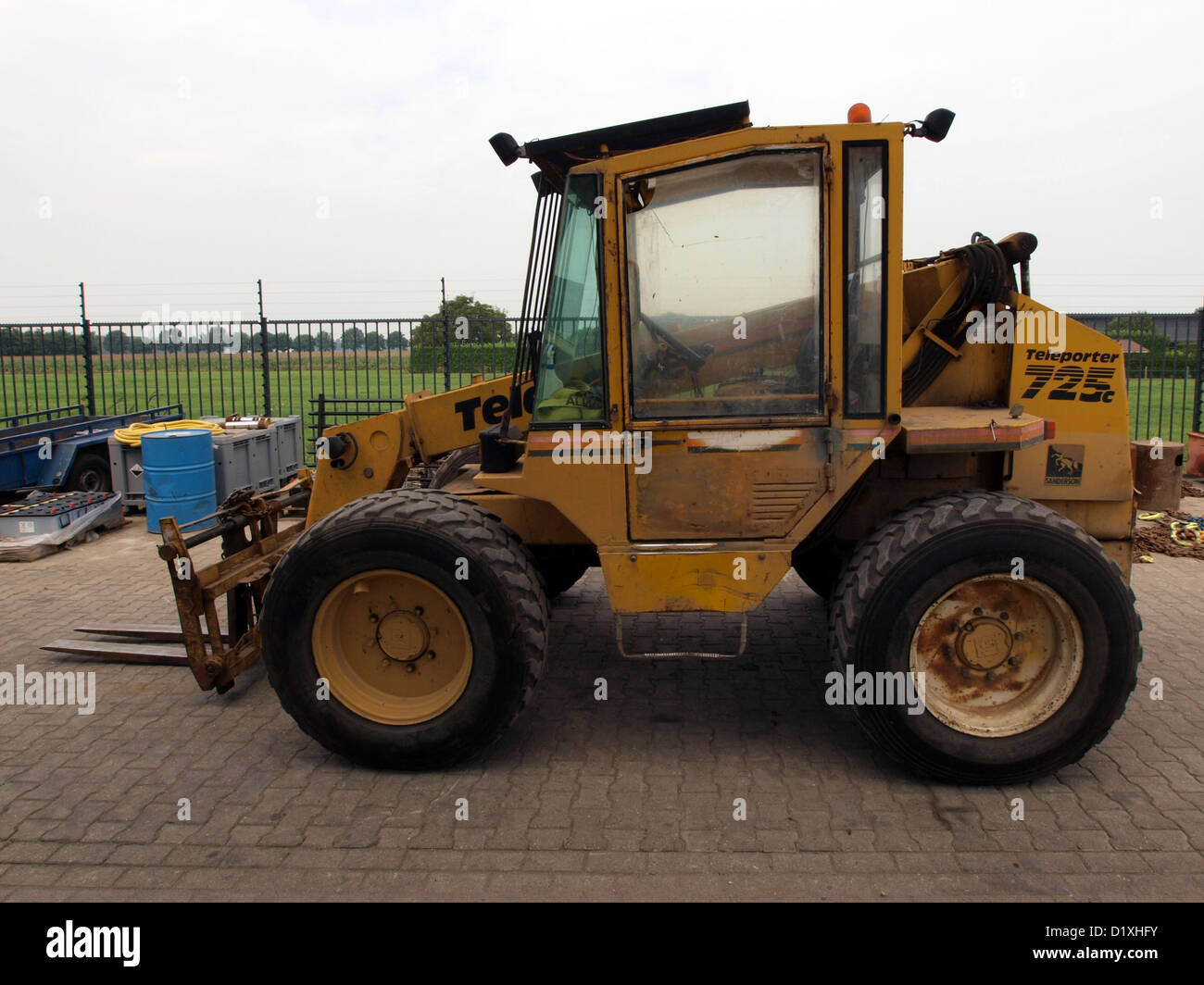 Teleporter High Resolution Stock Photography and Images - Alamy