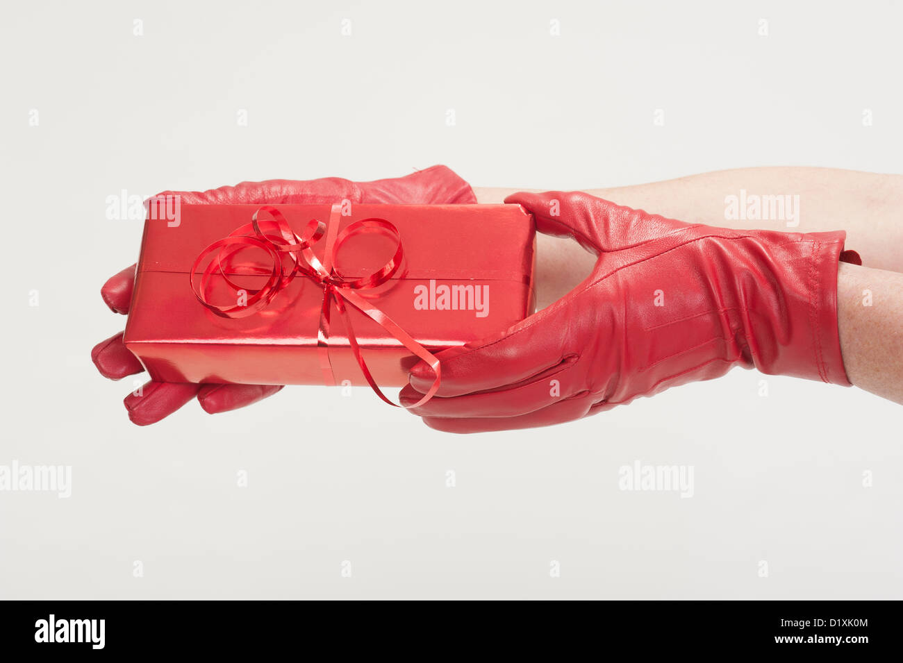 Womans wrap hi-res stock photography and images - Alamy