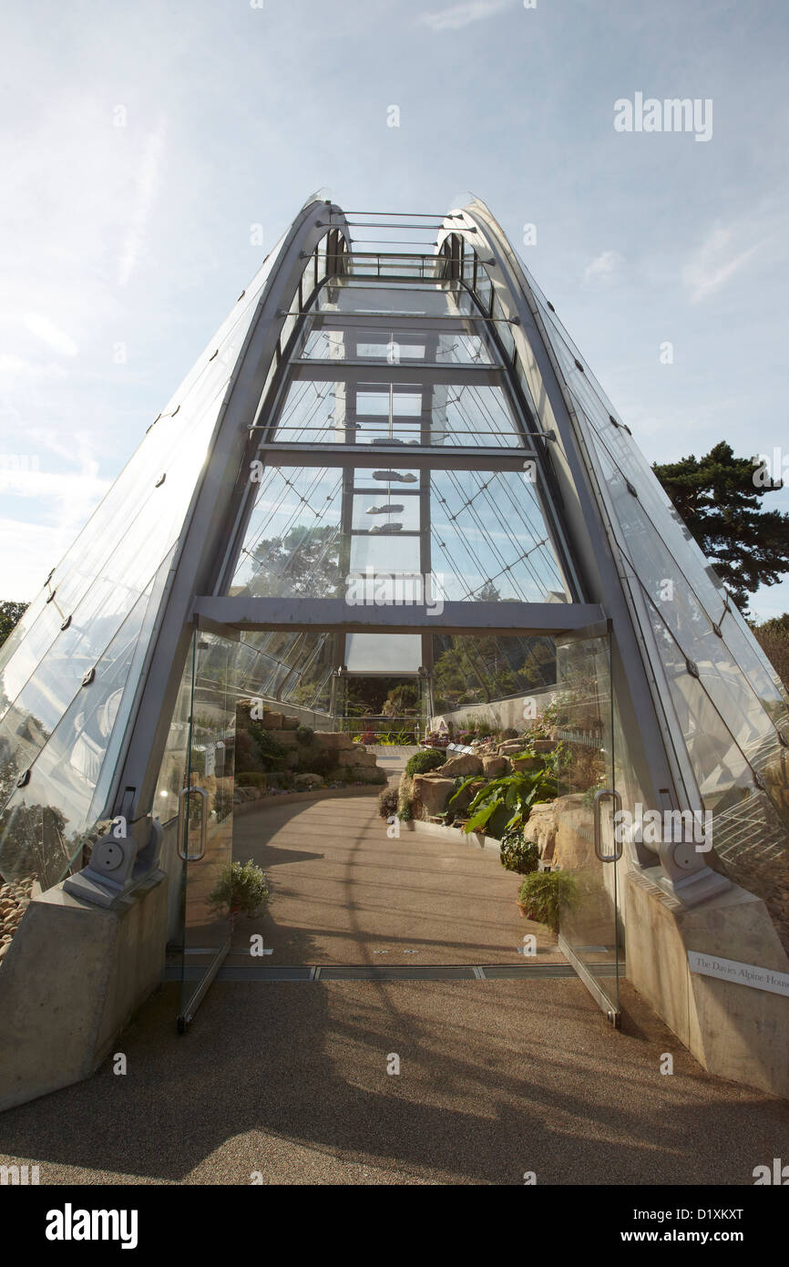 Alpine house hi-res stock photography and images - Alamy