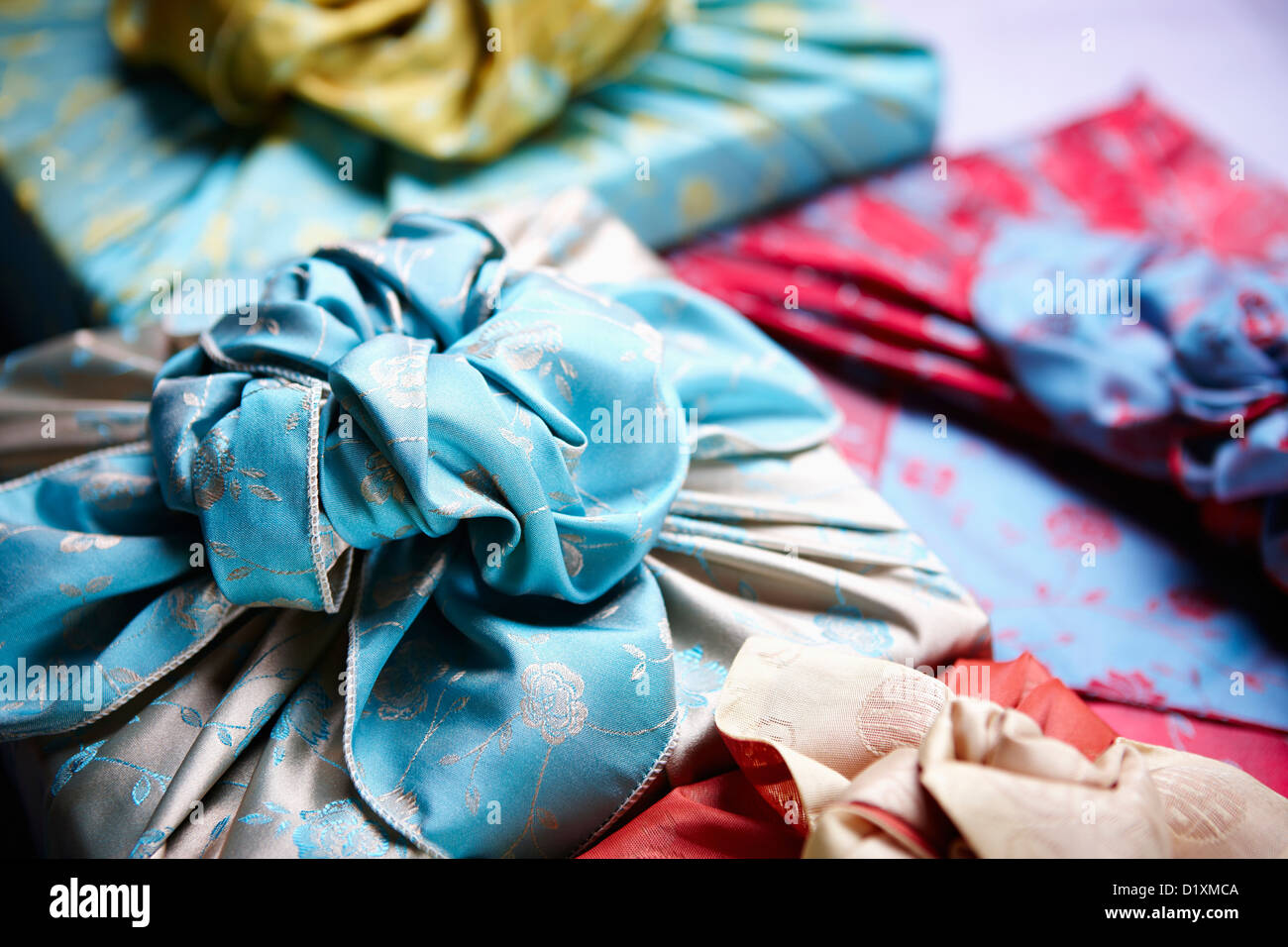 Lots of gift packages hi-res stock photography and images - Alamy