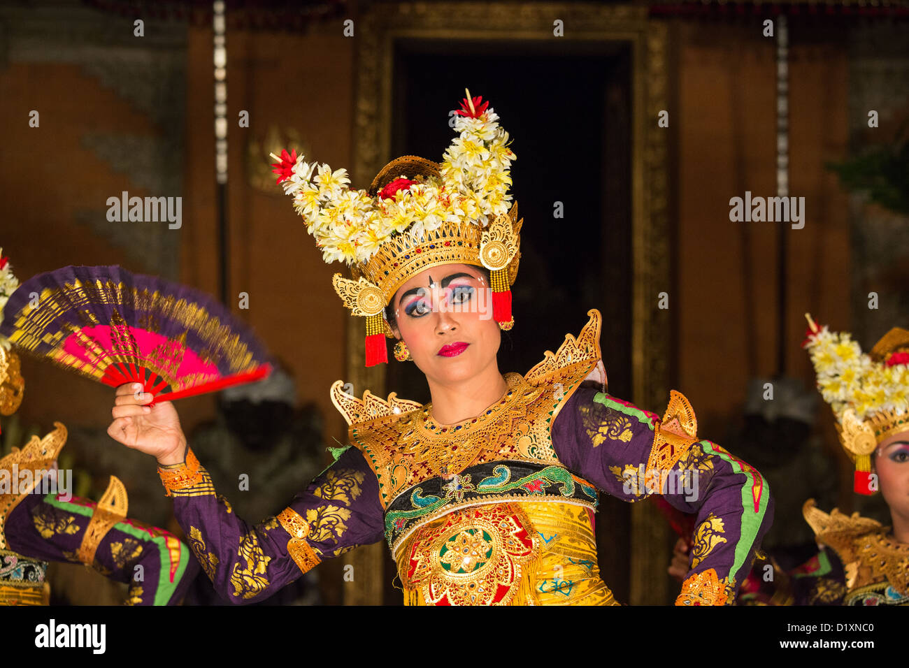Traditional Balinese dance at the Ubud Palace, Ubud, Bali, Indonesia ...