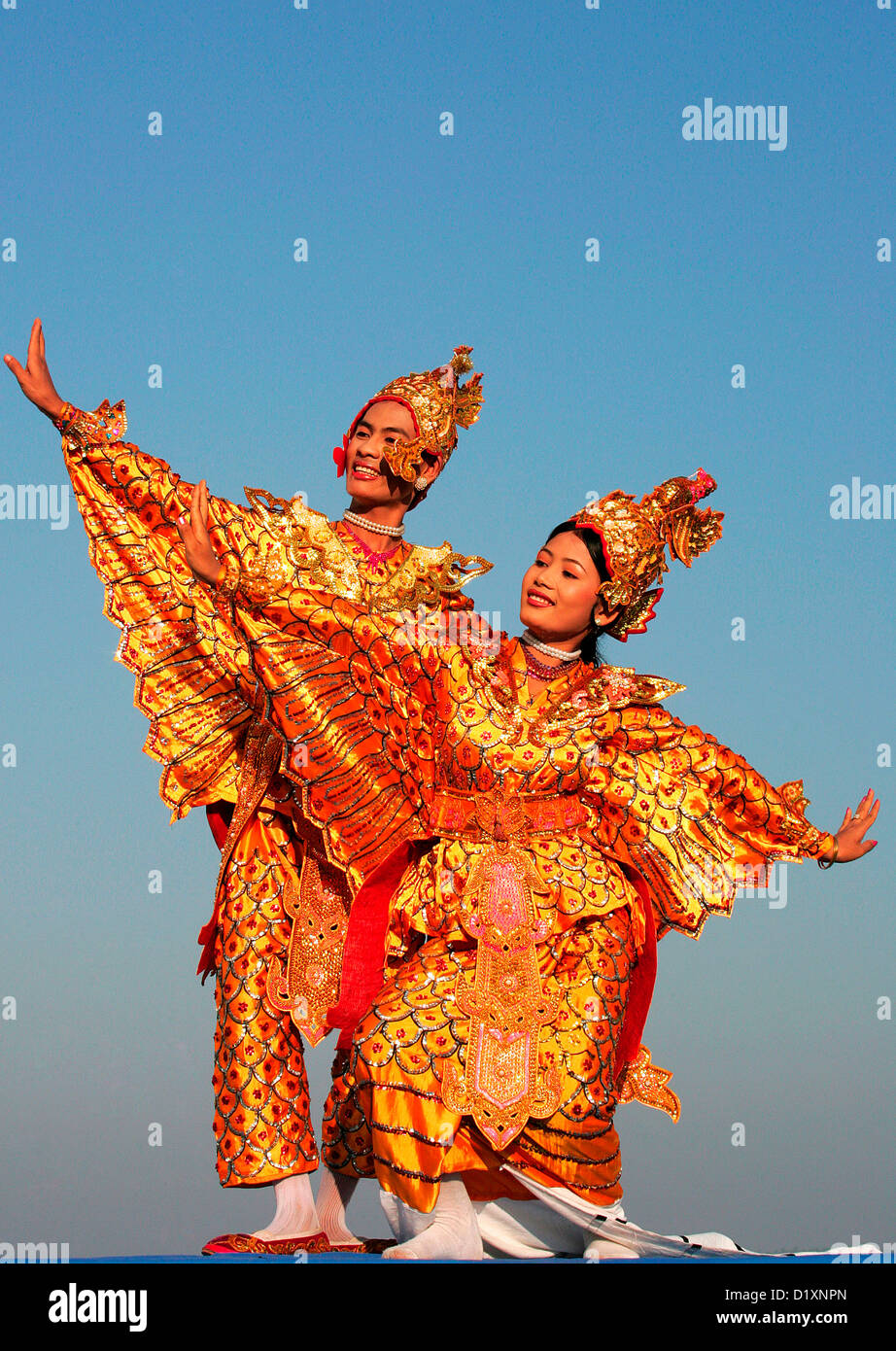 Traditional Burmese dancers perform at the Thanlwin Hotel in Moulmein ...