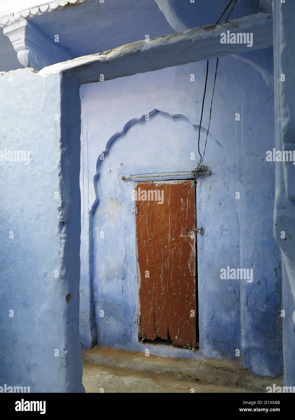 India window facade hi-res stock photography and images - Alamy