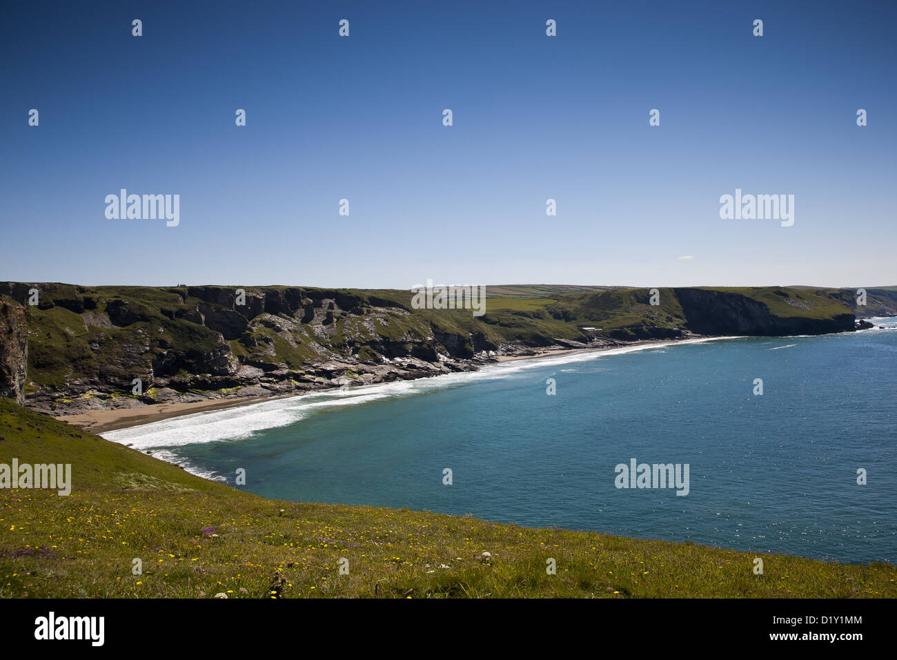 South west coast path trebarwith to tintagel hi-res stock photography ...