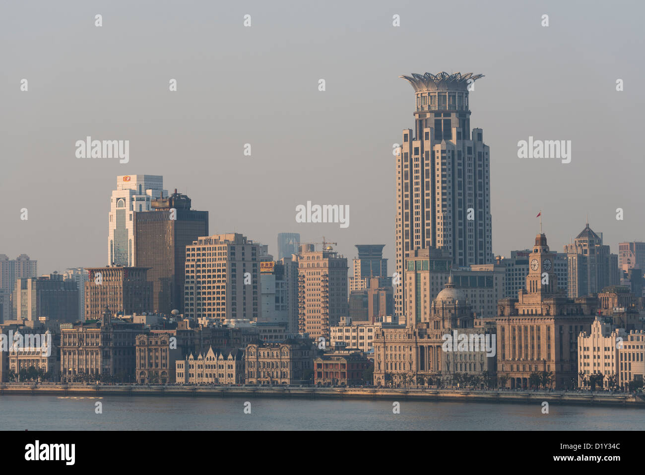 The Bund Skyline, Historical HSBC Building, Customs House and Bund ...