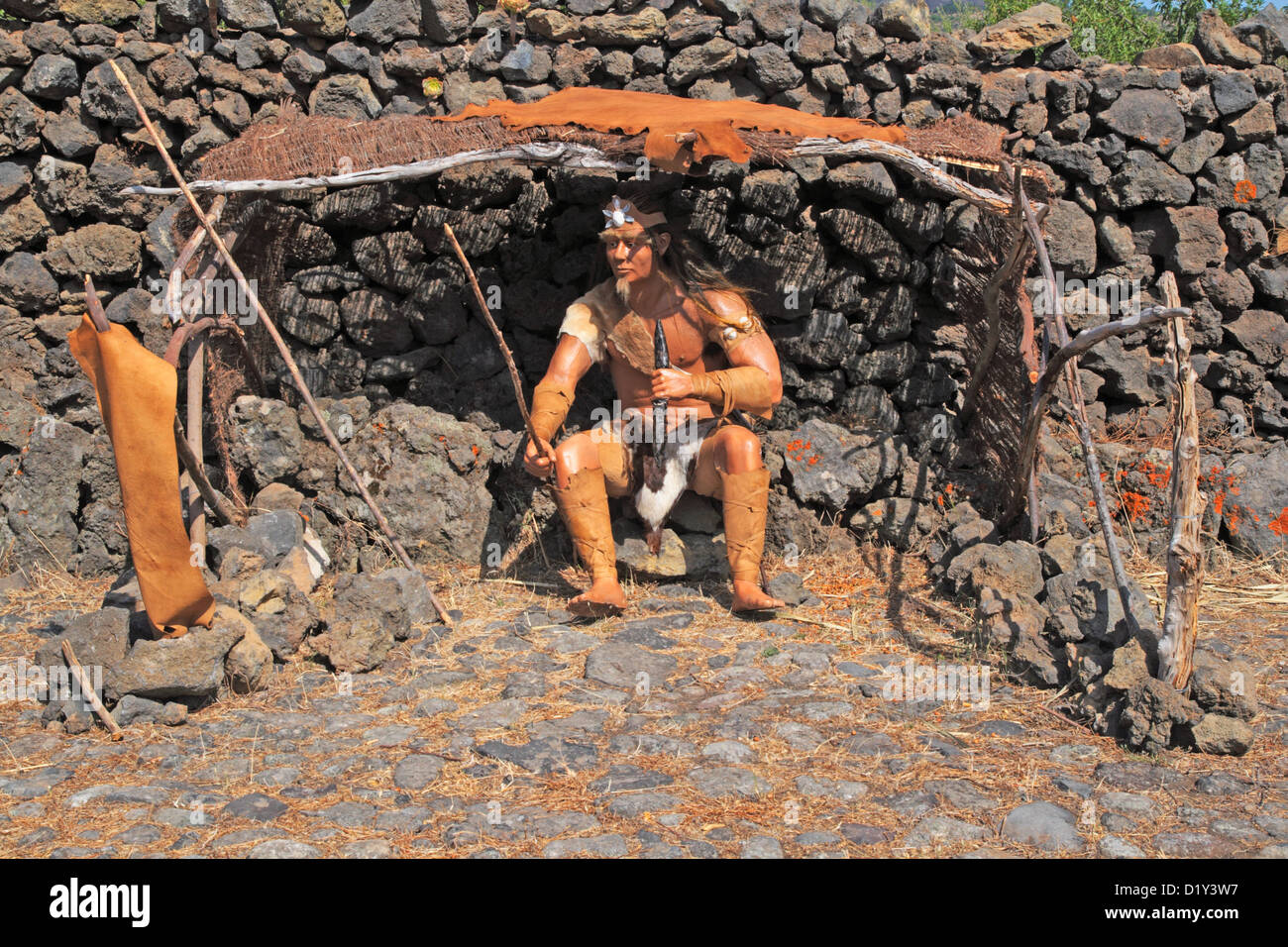 Statue of guanche warrior hi-res stock photography and images - Alamy