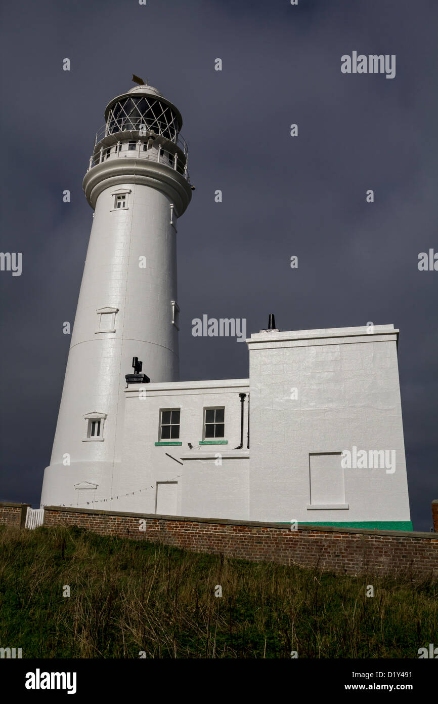 White lighthouse hi-res stock photography and images - Alamy