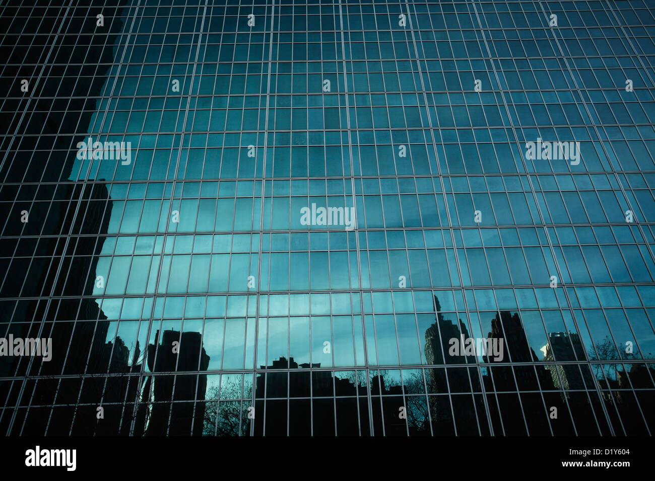 The Home Box Office building, near Bryant Park in New York Stock Photo ...