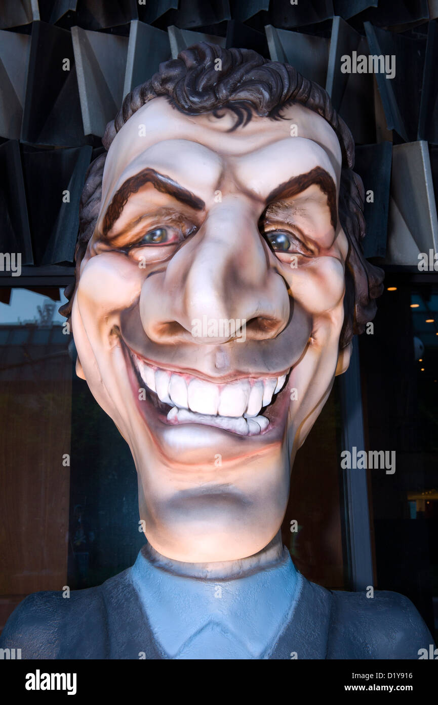 Giant head hi-res stock photography and images - Alamy