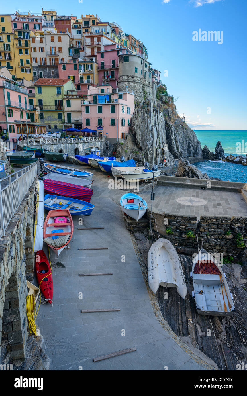 Manarola harbour hi-res stock photography and images - Alamy