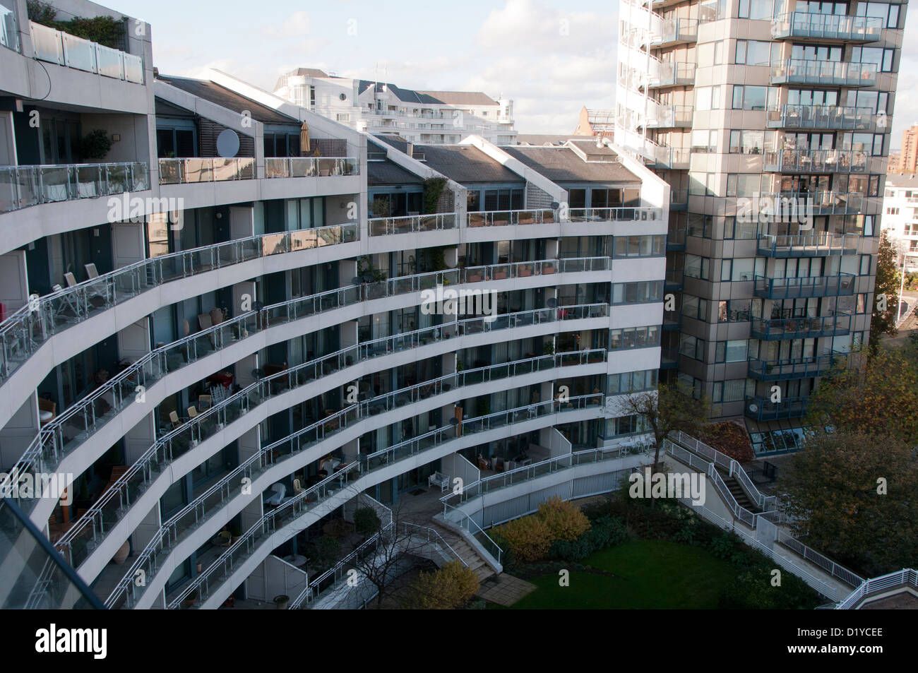 Chelsea Crescent London Stock Photo - Alamy
