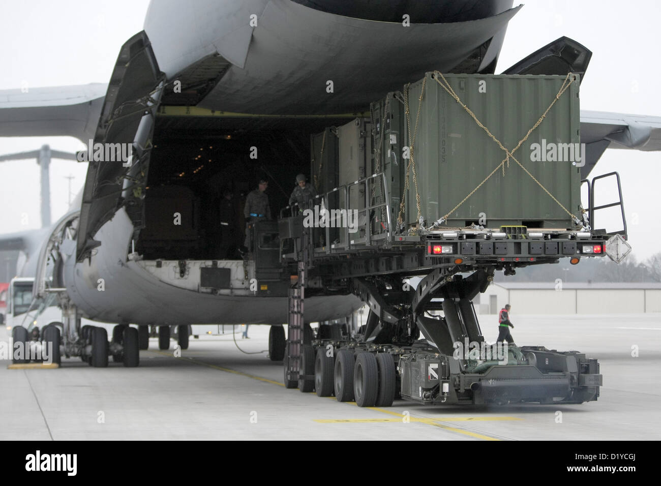 The US Army is dispatching soldiers and supplies for the NATO ...