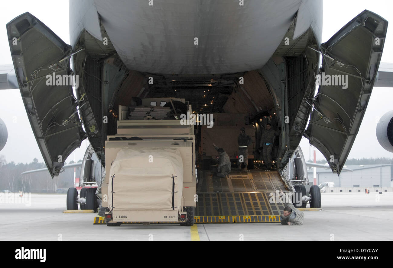 The US Army is dispatching soldiers and supplies for the NATO ...