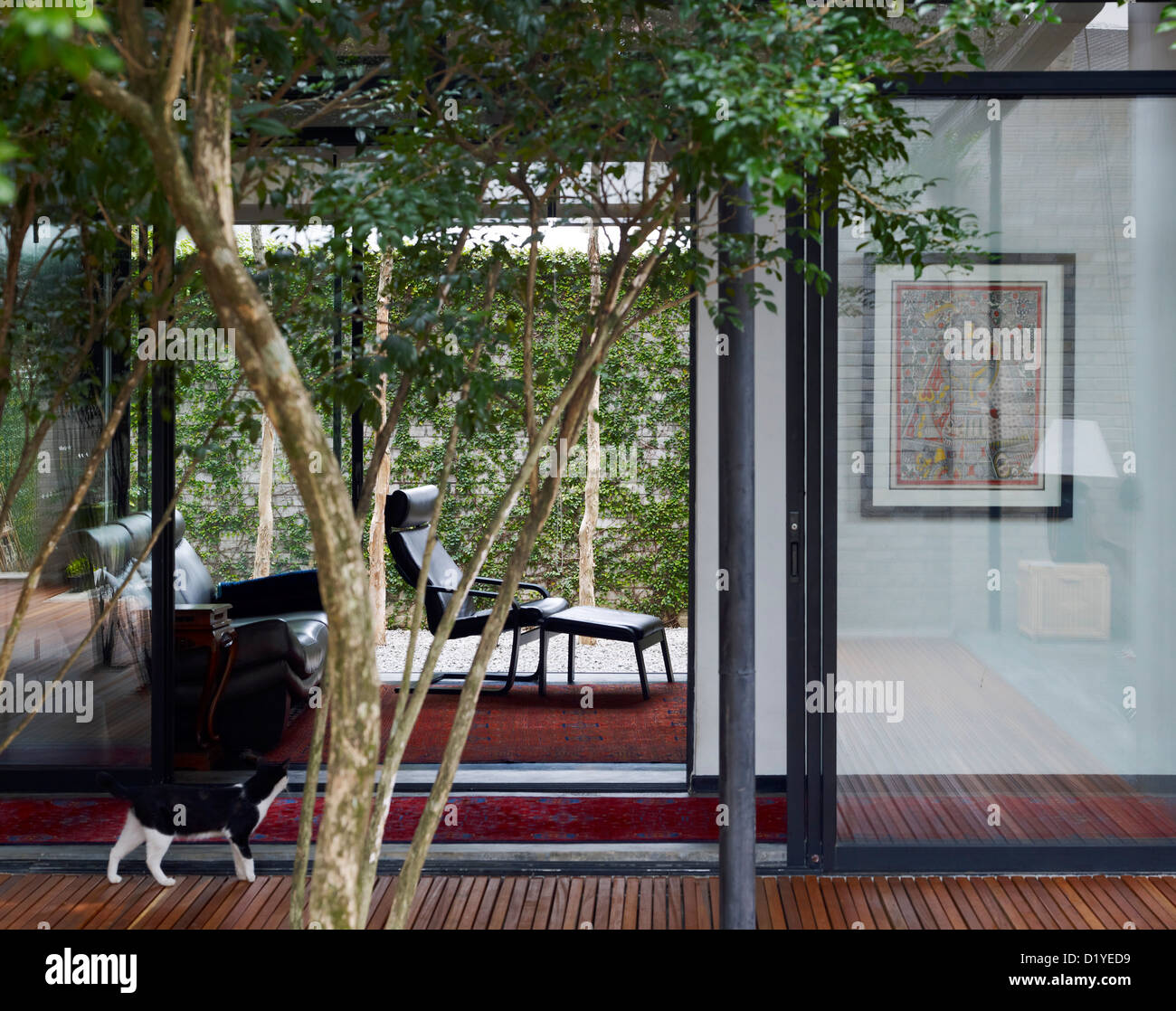 Shell House, Kuala Lumpur, Malaysia. Architect: Kevin Low, 2010. View ...