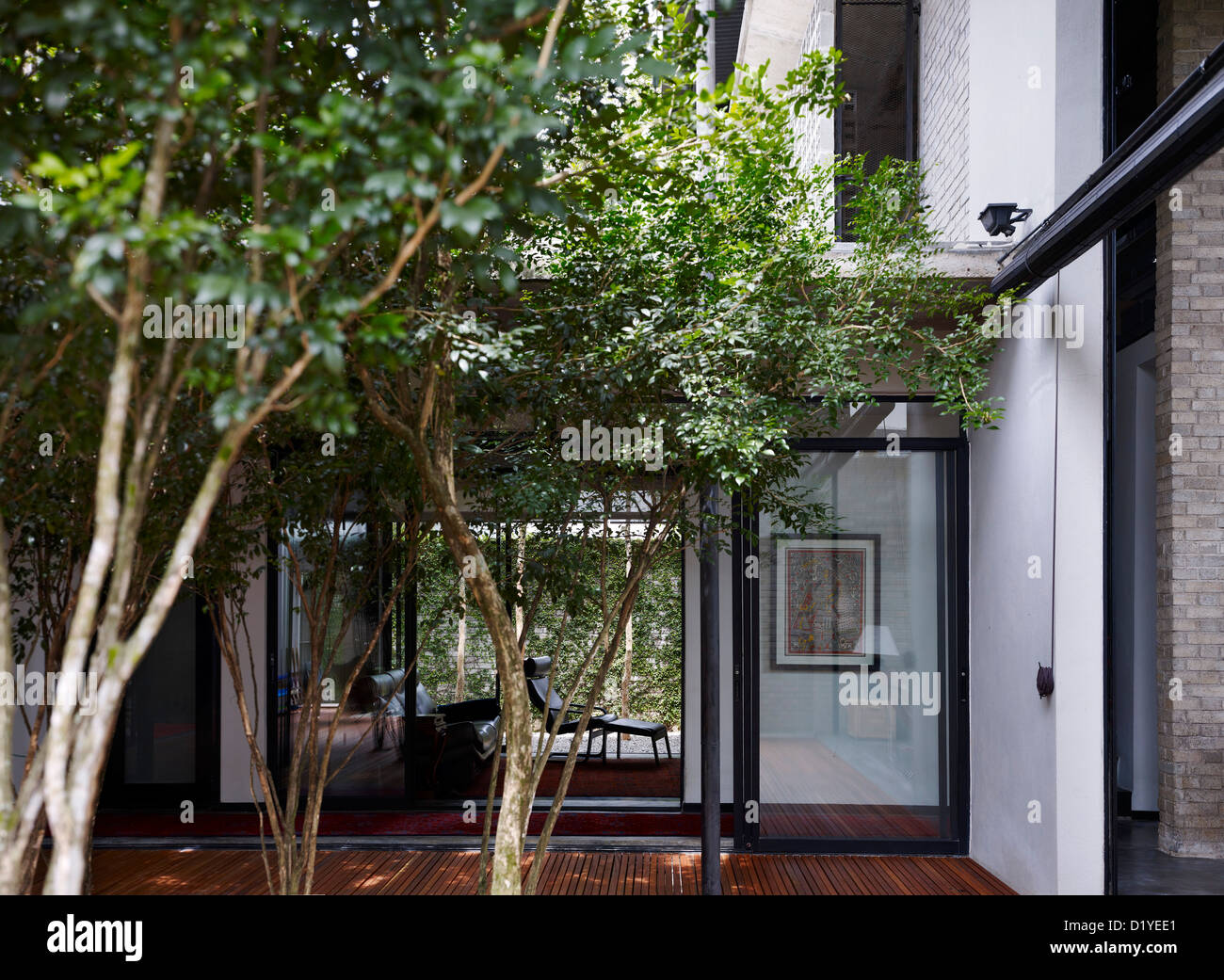 Shell House, Kuala Lumpur, Malaysia. Architect: Kevin Low, 2010 ...