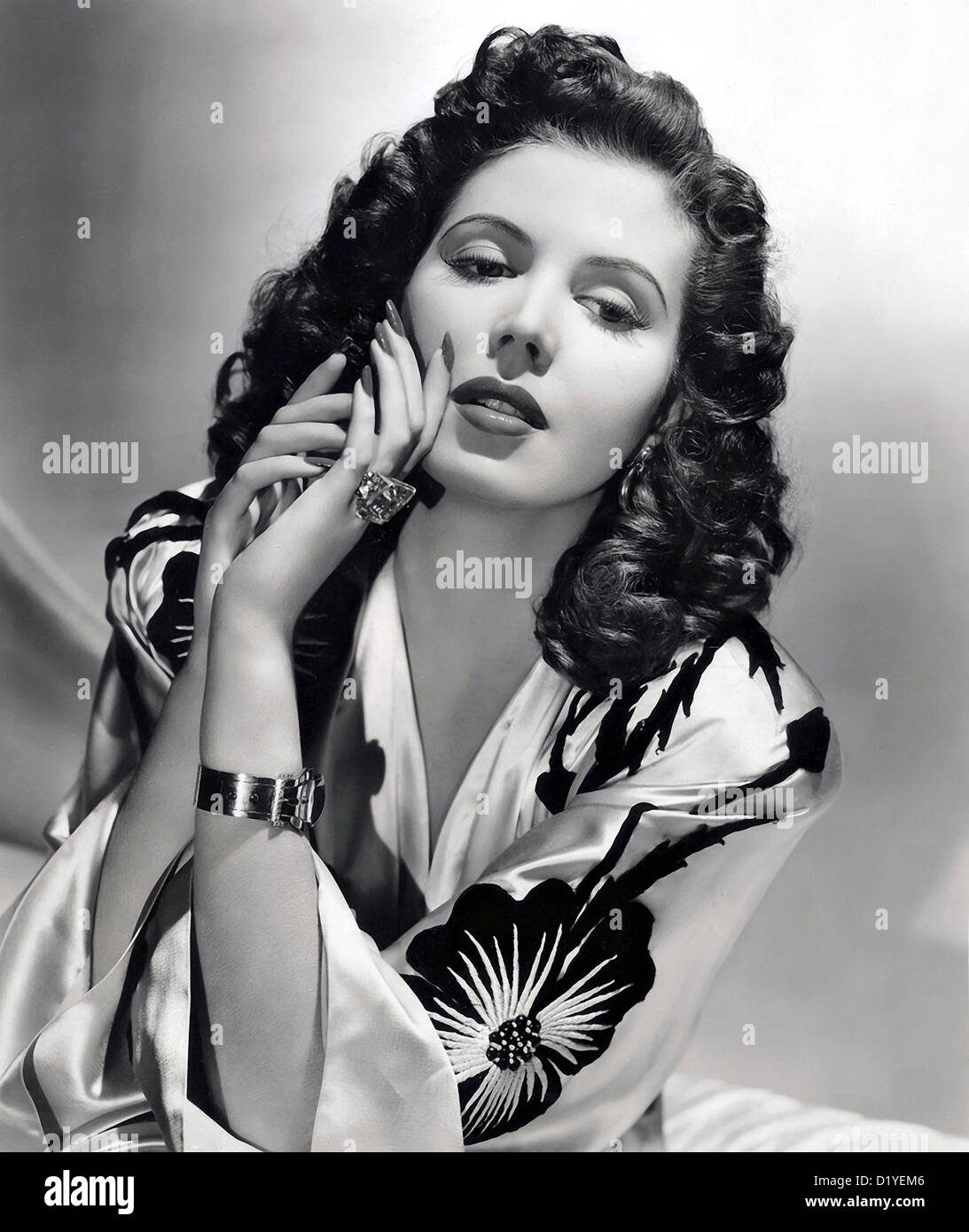 Actress and dancer hi-res stock photography and images - Alamy