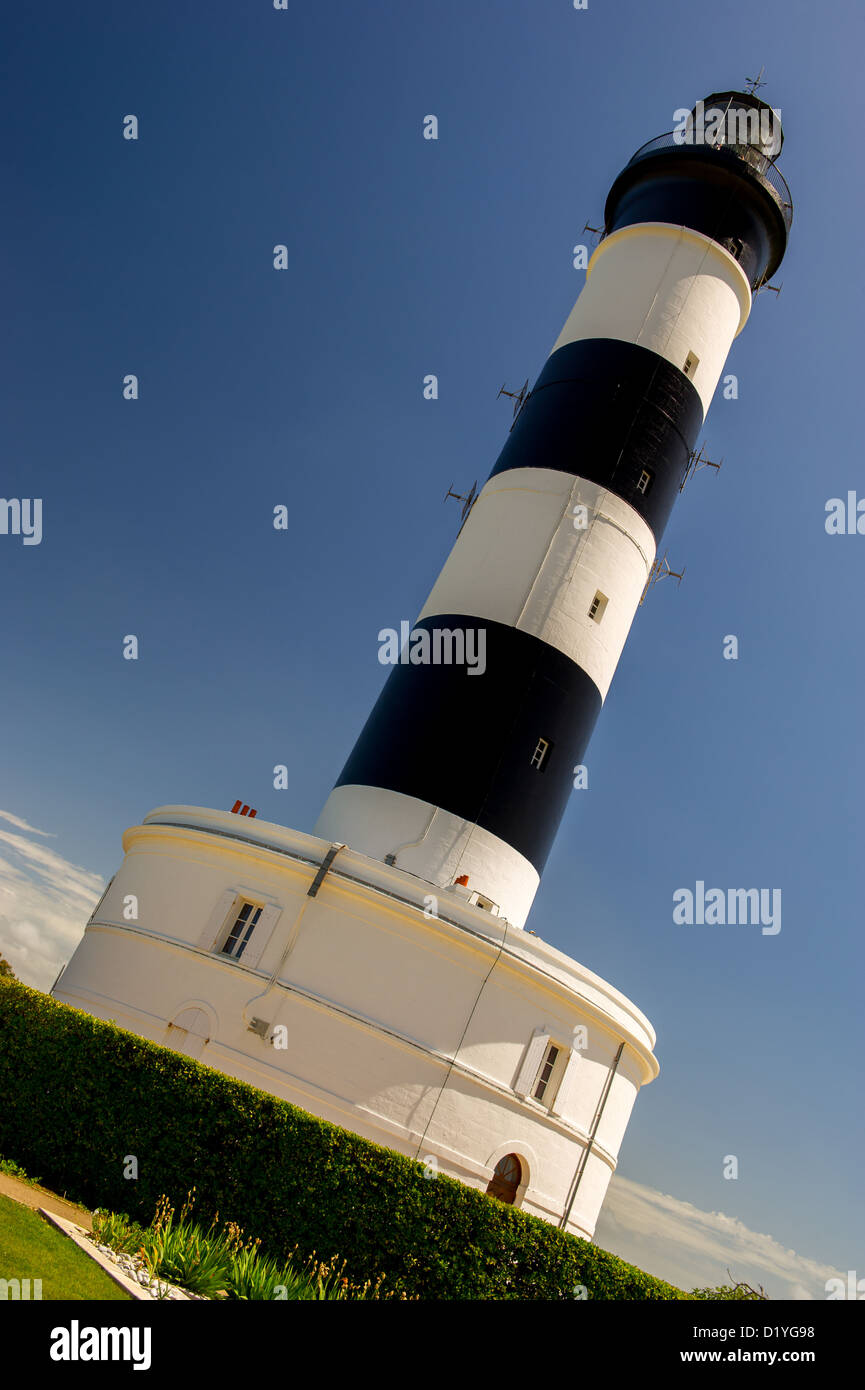 Black white striped lighthouse hi-res stock photography and images - Alamy