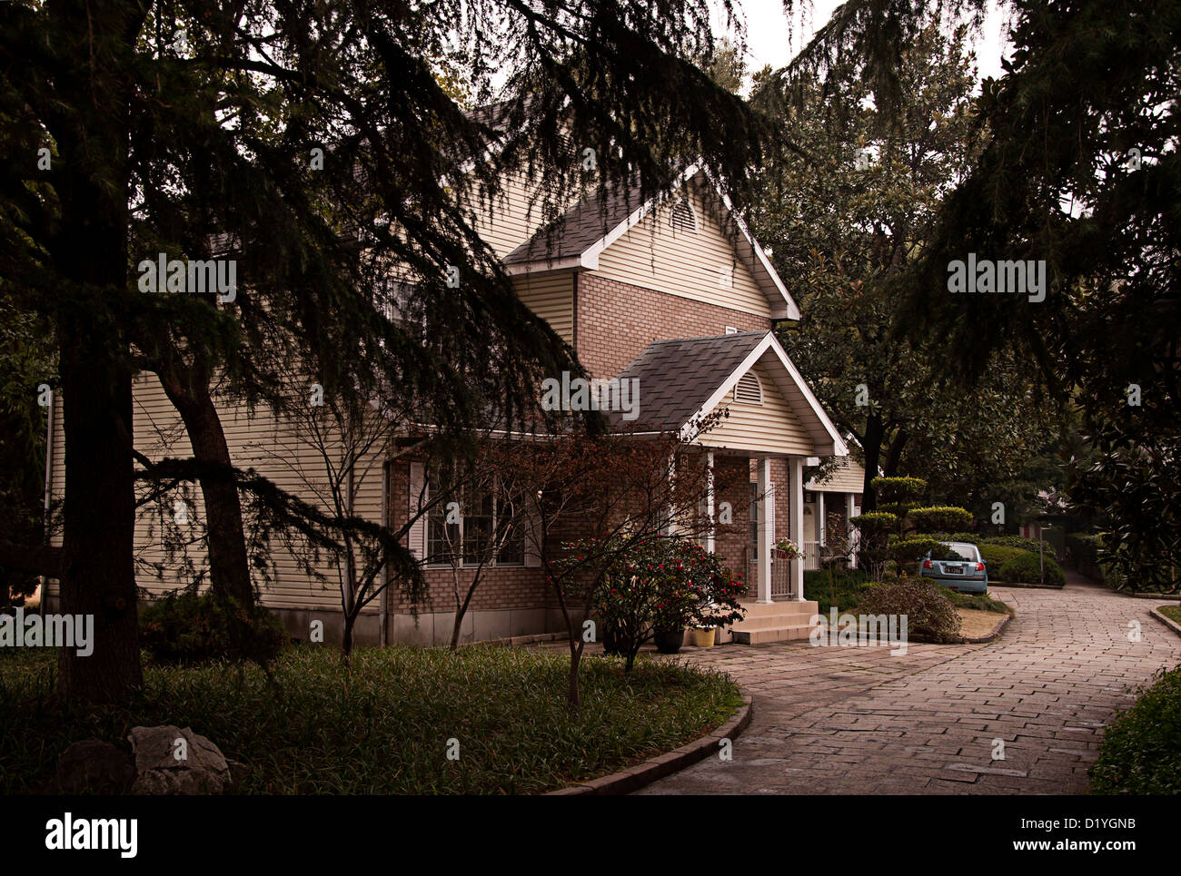 Classical garden hi-res stock photography and images - Alamy