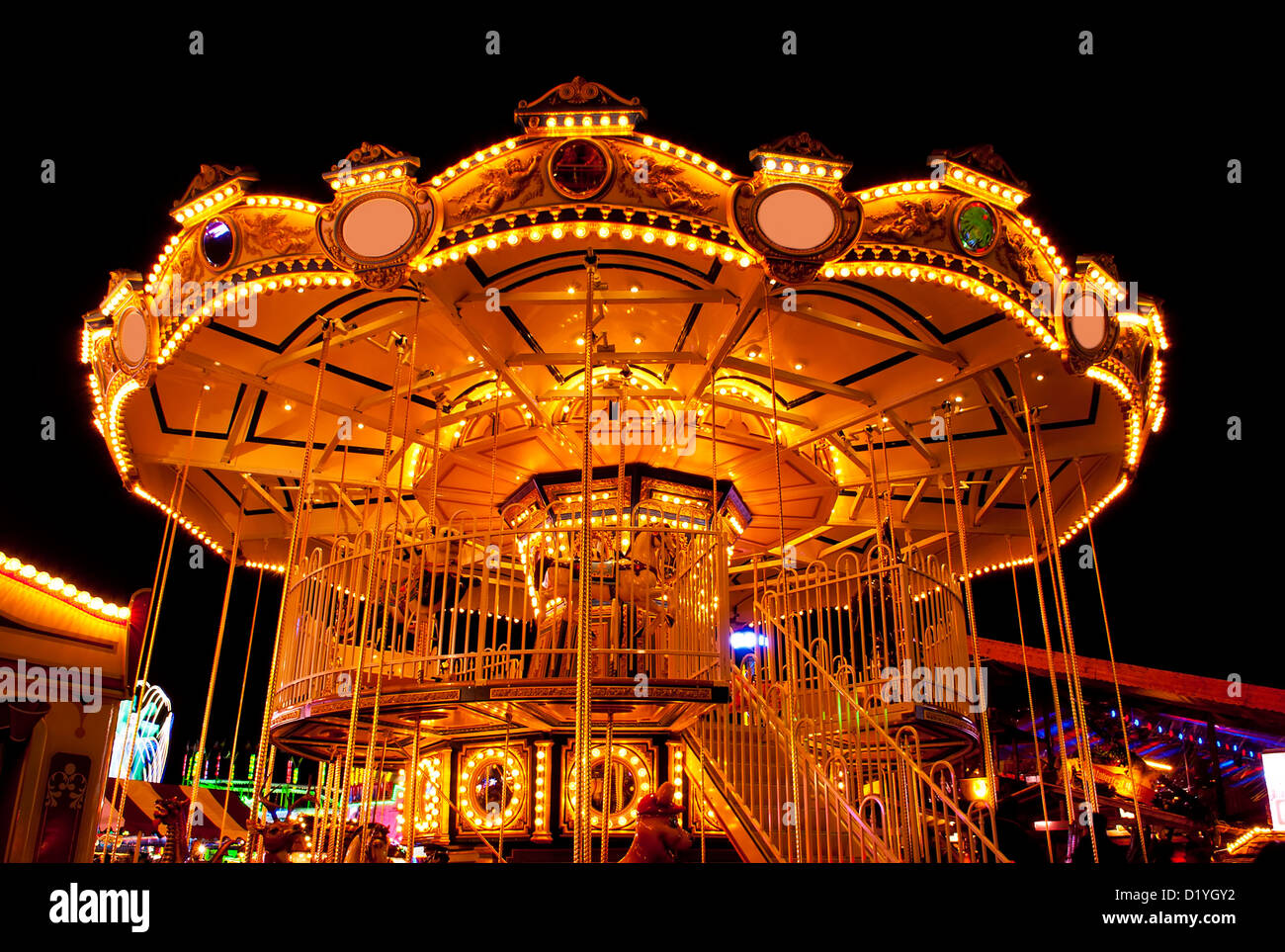 long exposure pictures of amusement park rides and wheels at night ...