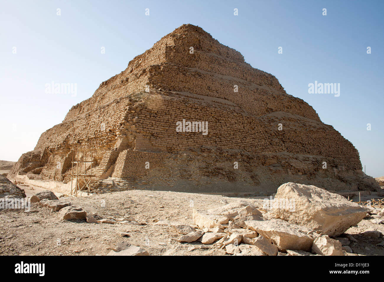 Stepped pyramid hi-res stock photography and images - Alamy