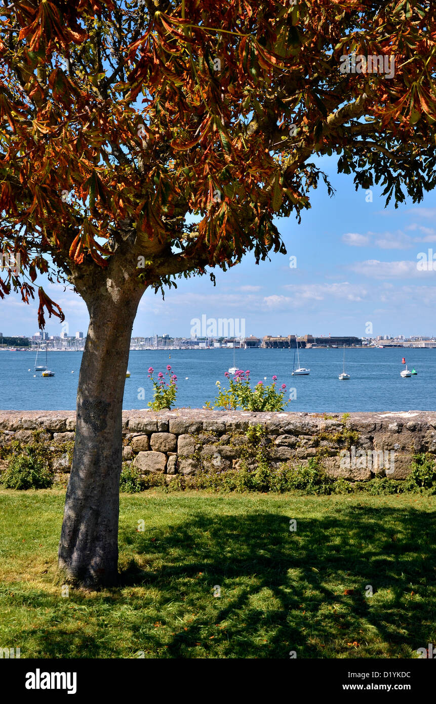 Shade port hi-res stock photography and images - Alamy