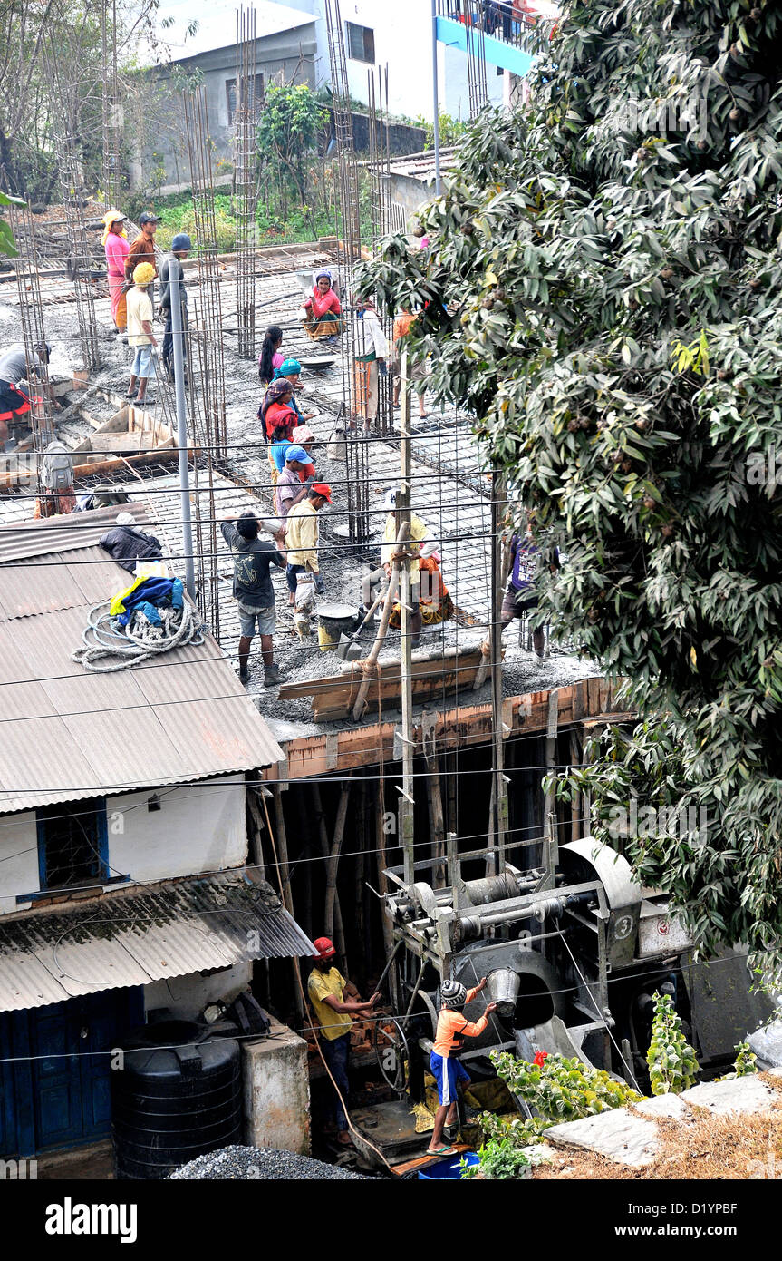 Nepal construction workers hi-res stock photography and images - Alamy
