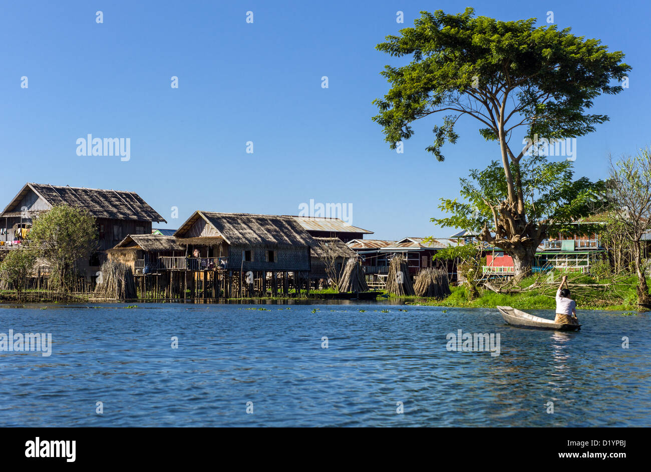 Myanmar, Shan State, a boat coming from the market on the Inla Lake ...