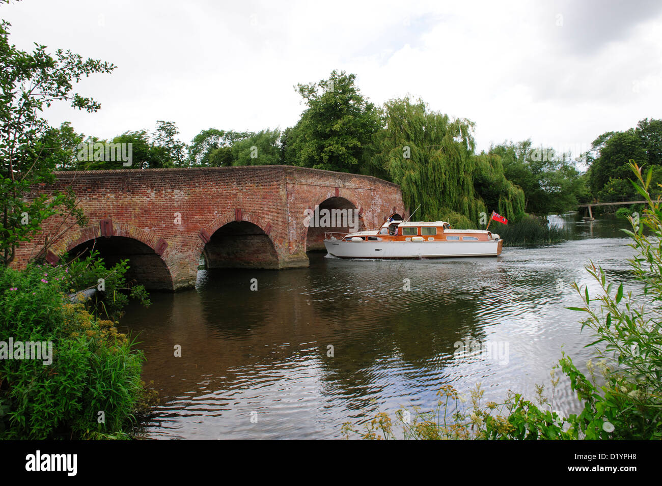 River thames a sonning hi-res stock photography and images - Alamy