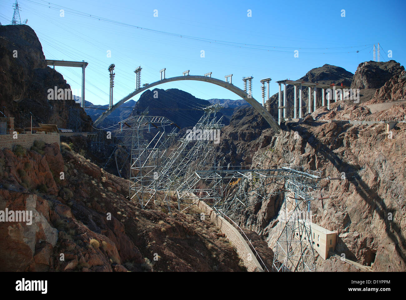 Bridge along Hoover Dam in the Black Canyon on the border between the U ...