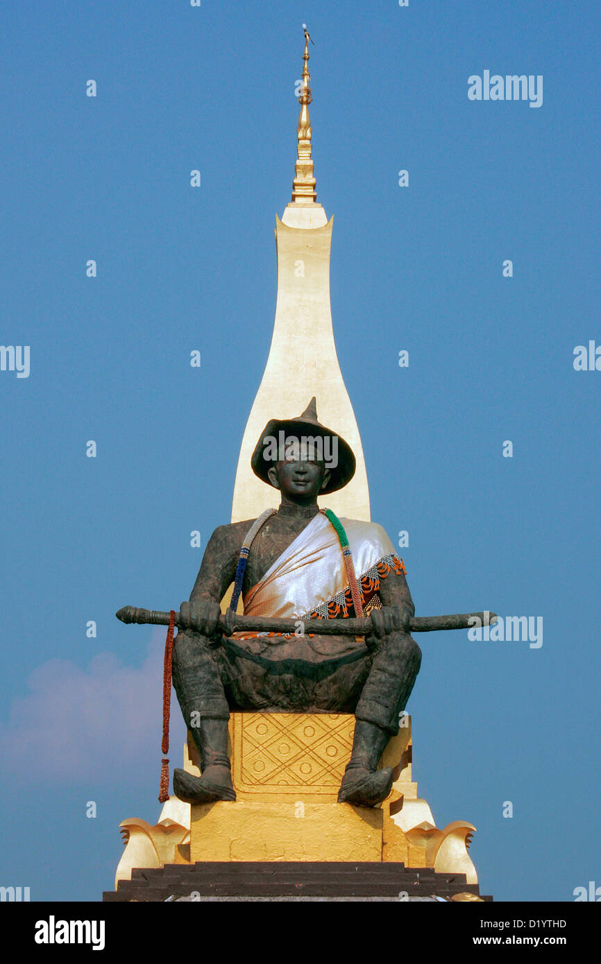 Statue of King Setthathirat in front of Pha That Luang, Vientiane, Laos ...