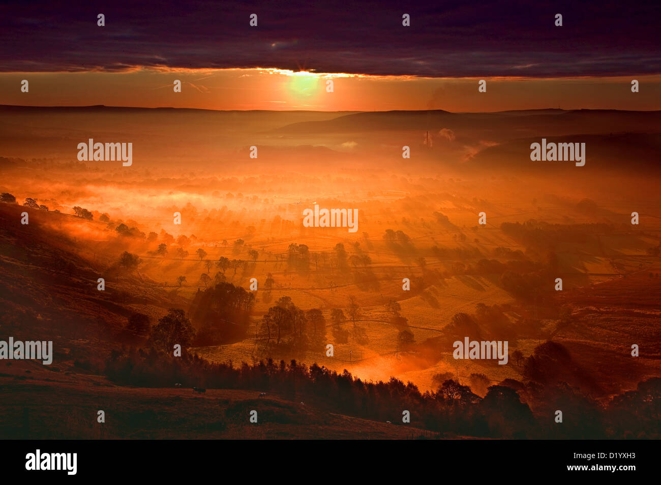 Castleton Hope Valley In Mist Derbyshire Peak District Stock Photo - Alamy