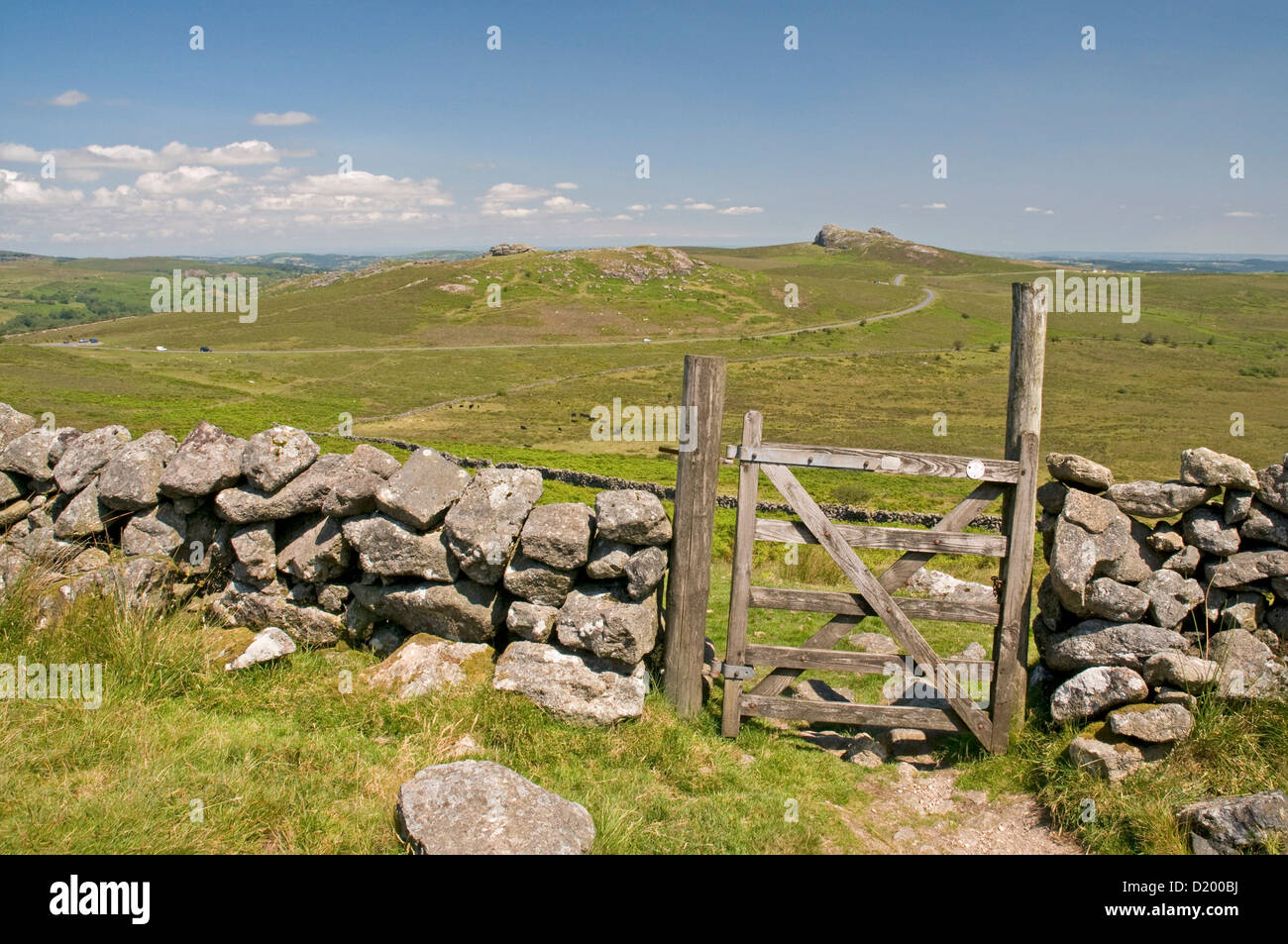 The ever attractive Dartmoor landscape from the slopes of Rippon Tor ...